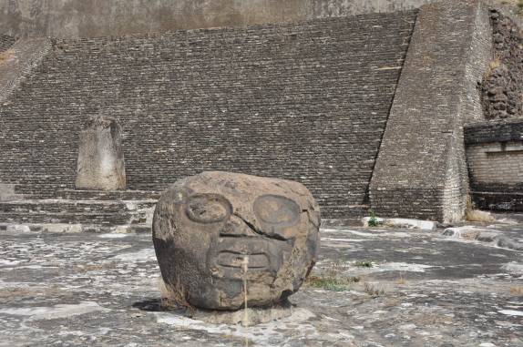 As ruínas da antiga pirâmide de Cholula, no México