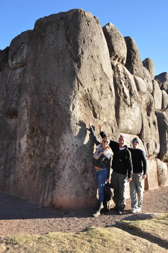 Os enormes monolitos das ruínas de Saqsaywamán, em Cusco, no Peru